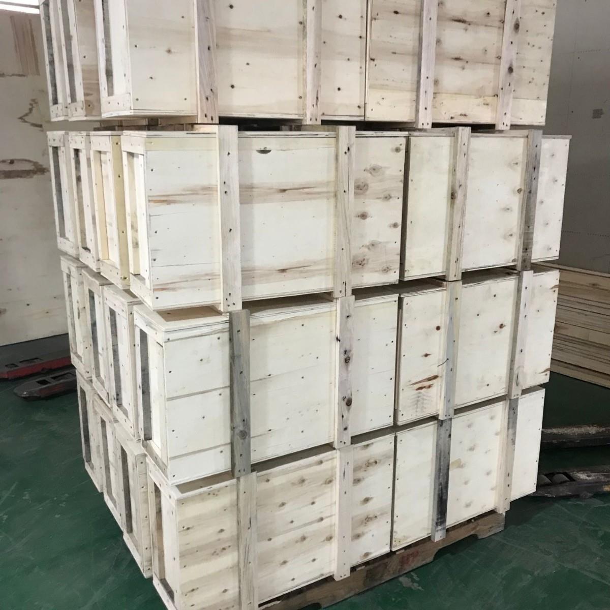 上海厂家定 做木箱胶合板箱 物流包装箱 卡扣箱 钢带箱