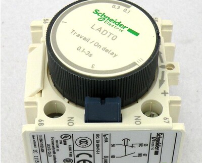 原产施耐德(法国) 正面按装 接触器用延时器 LADR2 LA-DR2 0-30S