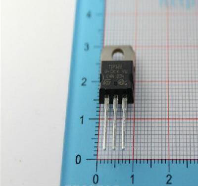 TIP122 晶体管/NPN型 TO-220