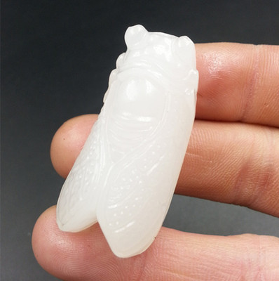 a货新疆一鸣惊人天然玉石