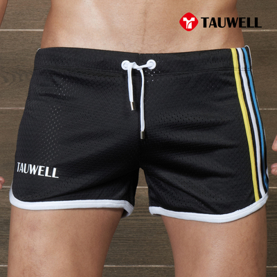 跑步训练网眼透气速干三分裤短裤