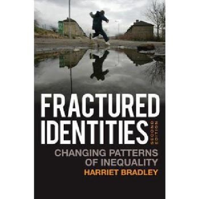 【预订】Fractured Identities 2E