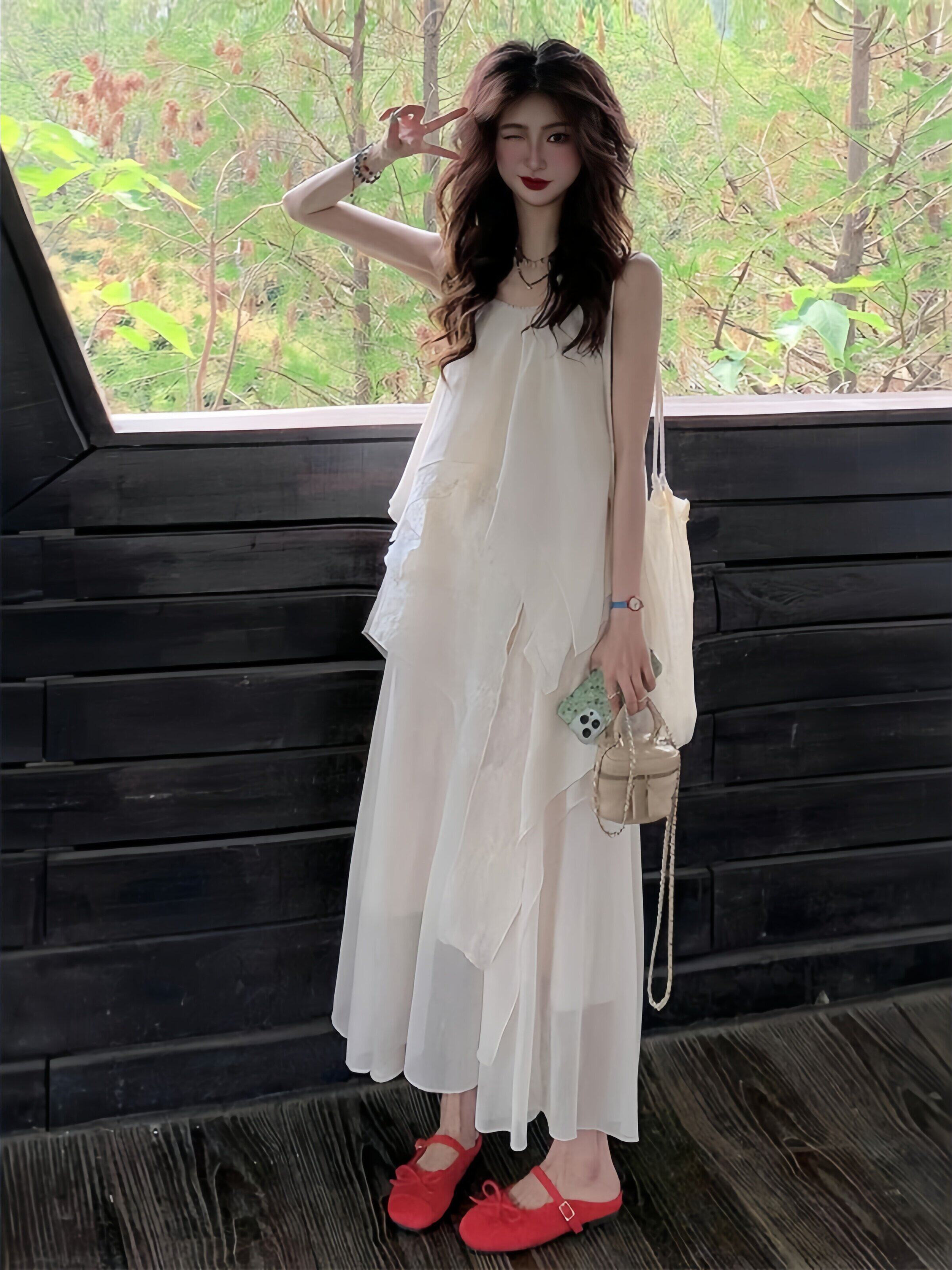 仙女裙吊带连衣裙海边度假连衣裙子夏季沙滩吊带裙长裙女新款三亚