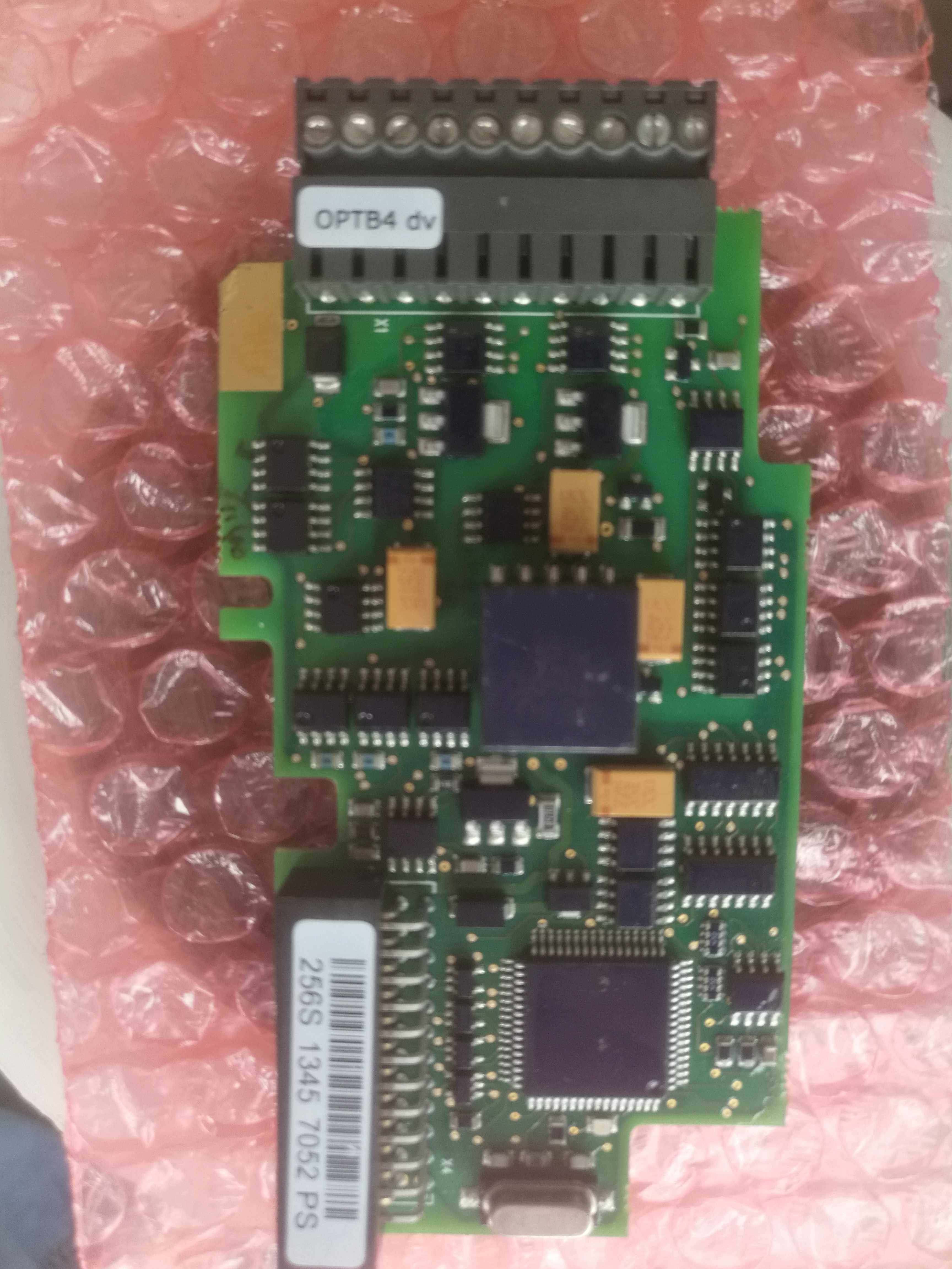 伟肯变频器IO插卡OPTB4 dv 256S PC00256 H正品_虎窝淘