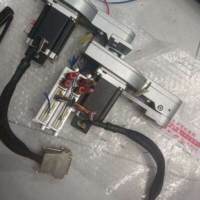 LVD-E4807/SIII manz 伺服驱动器带电机实物