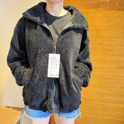 lululemon休闲短款羊羔绒