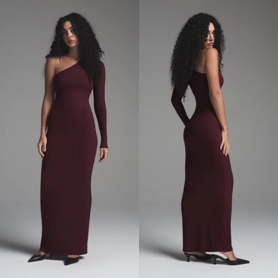 欧美性感包臀裙纯色斜肩