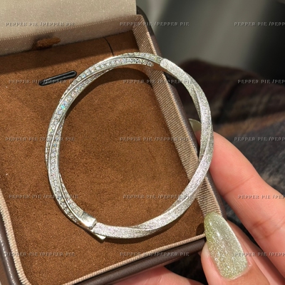 辣椒派年末重磅福利款 莫比乌斯手工拉丝满钻手镯女 轻奢气质镶钻