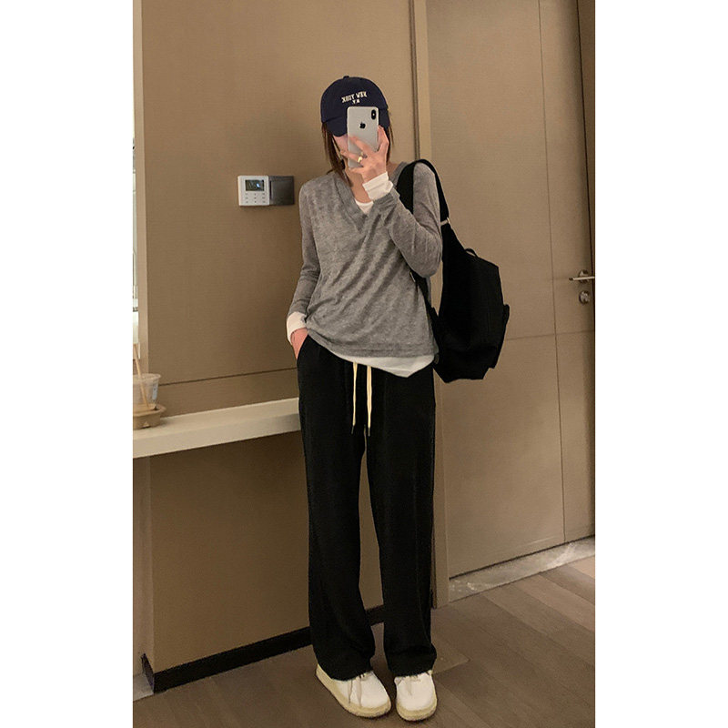 Popoco灰色假两件T恤女2022春秋新款v领宽松韩版基础打底长袖上衣_虎窝淘