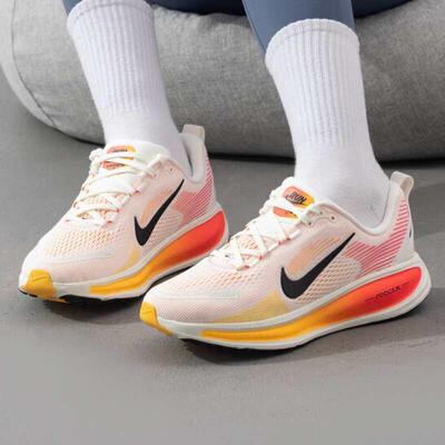 Nike耐克大童鞋 Vomero 18 舒适减震百搭透气跑步鞋HQ2157-003