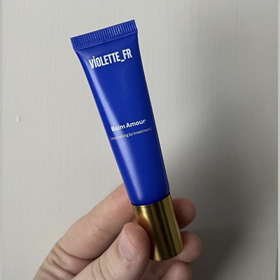 预*定VIOLETTE FR多肽护唇精华保湿滋润护唇霜平滑润唇啫喱10ml