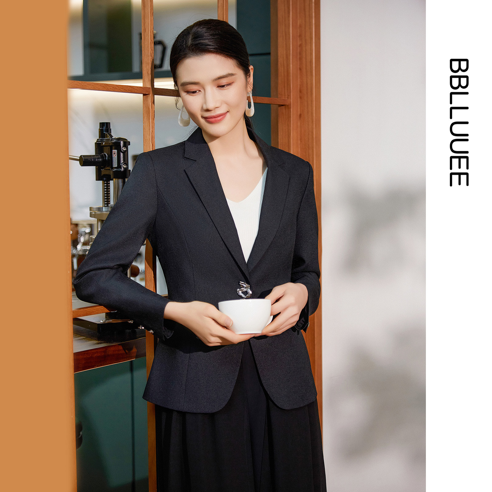BBLLUUEE/粉蓝衣橱时尚ol雪纺拼接西装女2026秋装可拆卸纱摆外套