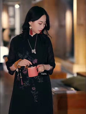 重工刺绣改良旗袍连衣裙