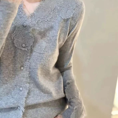 玥儿家设计气质女生显瘦软糯针织开衫（含100绵羊毛）S-6682