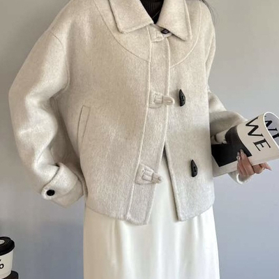 玥儿韩版气质简约翻领设计感羊毛外套（含68.1绵羊毛）H2044