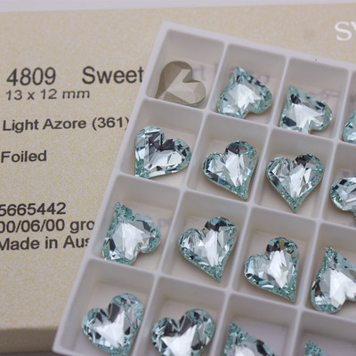 华子钻361浅粉蓝尖底歪心指甲钻