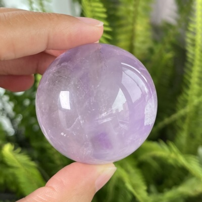 天然玻利维亚紫水晶球摆件直径4.56cm，重132.8g，5号