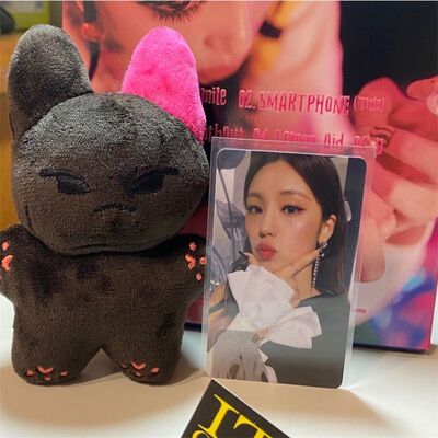 ITZY毛绒公仔公仔钥匙扣 黄礼志动物体娃娃 小雪球咪煞卡通越南志