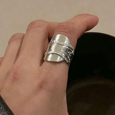 Retro Heavy Wide Band Ring Neutral Wrinkle C Shape Open Adju