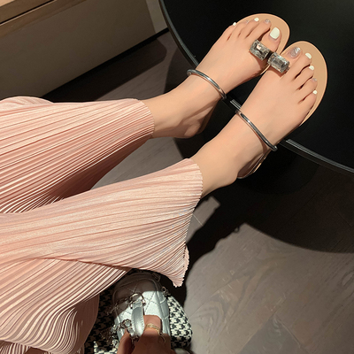 小琼推荐春夏新款鸽子时尚凉鞋