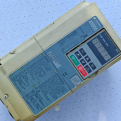 YASKAWA安川CIMR-AB4A0023FAA变频器CIMR-AB4A0031FAA拆机9成新