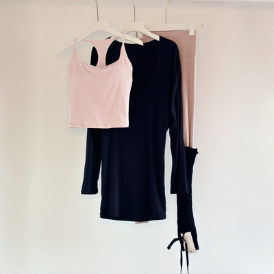 C.CYA裸感U领罩衫固定杯瑜伽套装