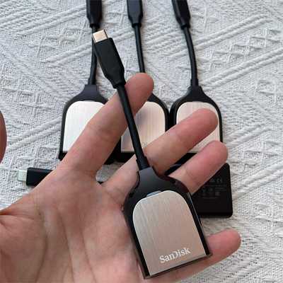 SanDisk闪迪SD卡闪迪至尊超极速USB-C 相机读卡器SDDR-409 UHS-II
