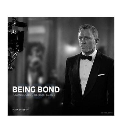 【现货】作为邦德：丹尼尔·克雷格电影回顾 Being Bond: A Daniel Craig Retrospective 进口原版英文艺术 善本图书