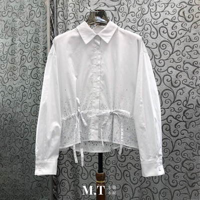 米兰小镇南油高版欧货柔美素净腰抽绳系带收腰烫钻宽松白衬衫C16