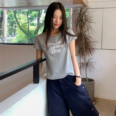 轻辣显瘦短袖T恤女正肩灰色