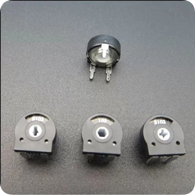 EVM1USX30BS2| 松下贴片微调电位器 680Ohm +-25% 0.2W 4x4 =CLF