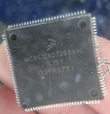 MC9S12XDT256VAL 1L15Y 112脚 汽车电脑板CPU 现货直拍