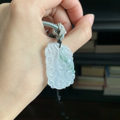 毛毛的翠//M 12670//天然飘花翡翠雕刻挂件//150