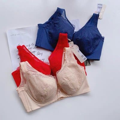 依曼丽聚拢防下垂大码调整型文胸