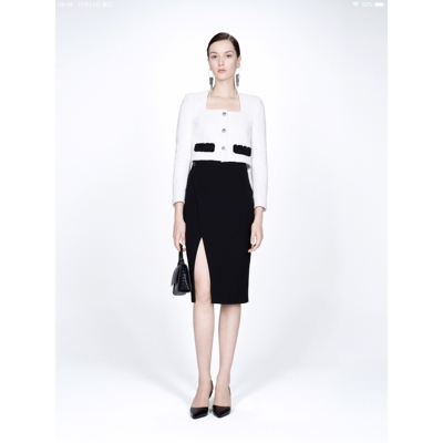 专柜正品春夏时尚包臀N50B0402巨式裙子2180元