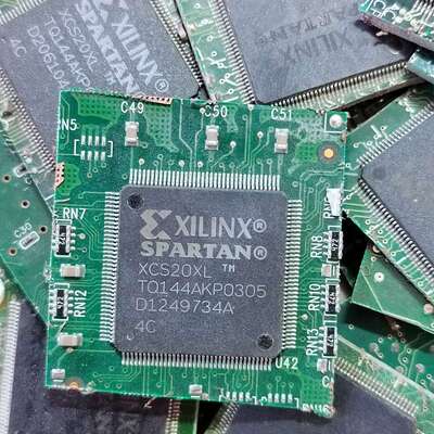议价XC0XLTQG144 XC0XLTQ144，现货6