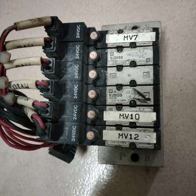 议价SMC原装VJ3133/VJ3140/VJ3130电磁阀，功