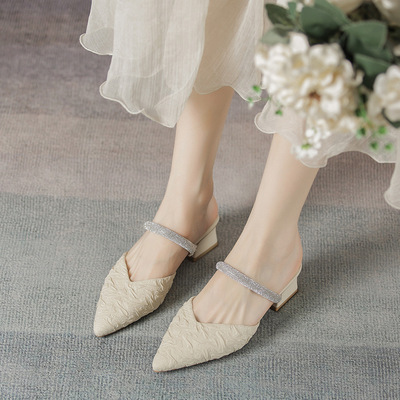 仙女风2025年新款尖头低跟包头凉鞋女平底配裙单鞋女后空舒适女鞋