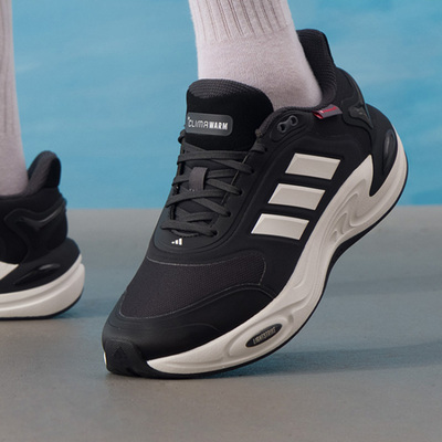 2025新款阿迪达斯跑步鞋 CLIMAWARM 秋冬款保暖舒适跑步鞋JR7588