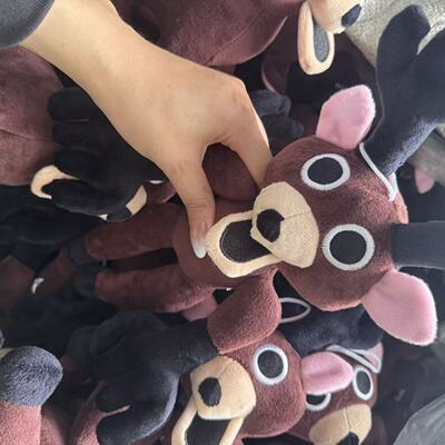 跨境新品99Nights恐怖游戏麋鹿公仔99夜趴姿麋鹿毛绒玩具玩偶公仔