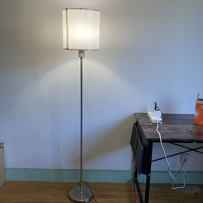 灯罩的站立式阅读灯织物灯罩