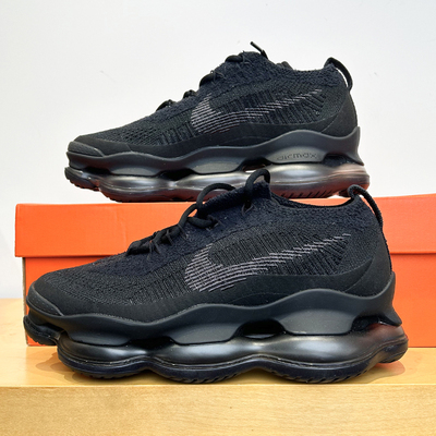 Nike耐克女子气垫飞织运动鞋