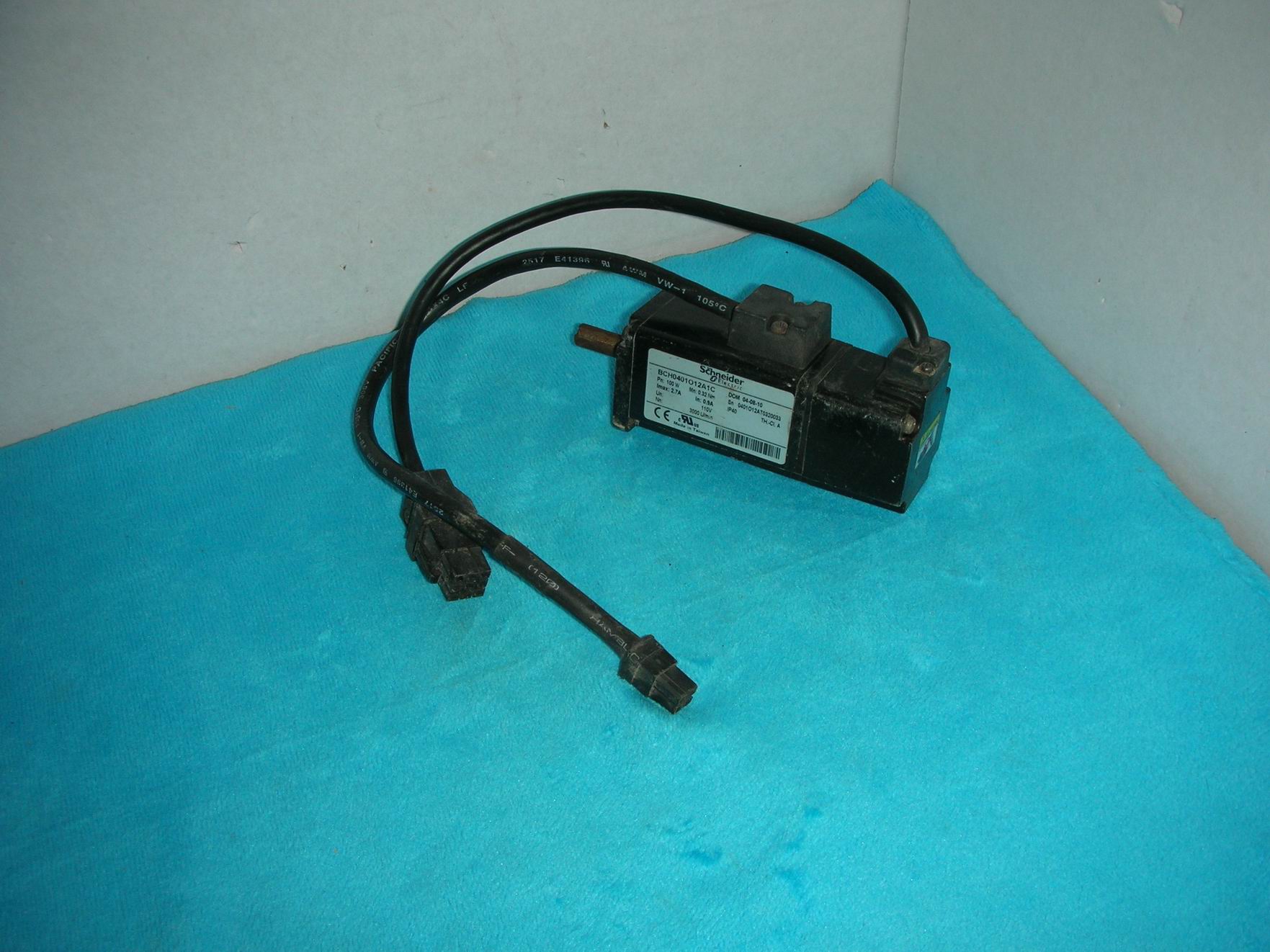 施耐德伺服电机 BCH0401O12A1C_虎窝淘