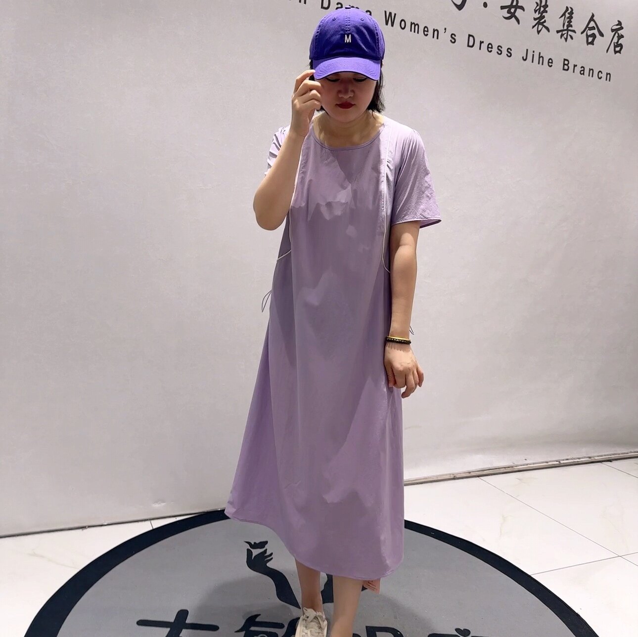 7091芮娜依莲夏款新品舒适简约休闲遮肉显瘦减龄连衣裙加大码女装
