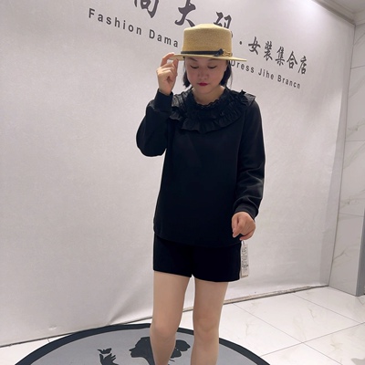 6127女权贵族初秋新品露肩设计时尚减龄女人味长袖上衣加大码女装
