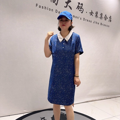 5115芮娜依莲夏款新品翻领洋气遮肉显瘦时尚减龄连衣裙加大码女装
