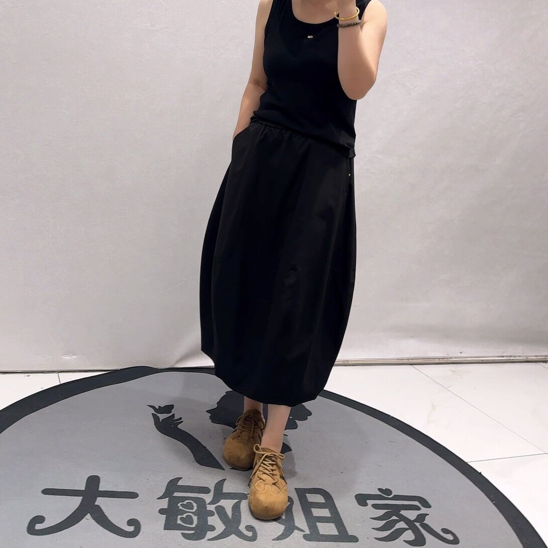 3435芮娜依莲秋款新品遮肉显瘦简约百搭休闲半身花苞裙加大码女装