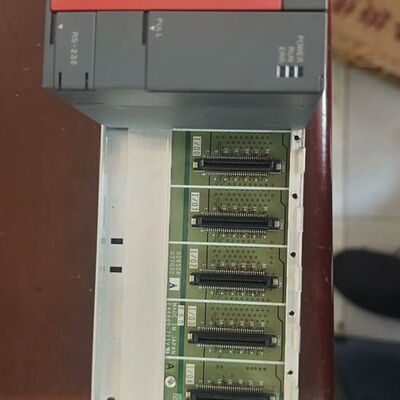 三菱Q00JCPU，全新，未使用，没有包装袋，数量1个，需要--议价商