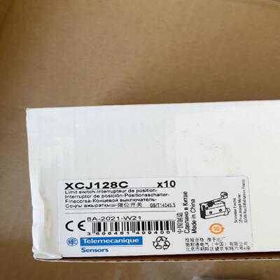 放耐德XCJ128C限位开关