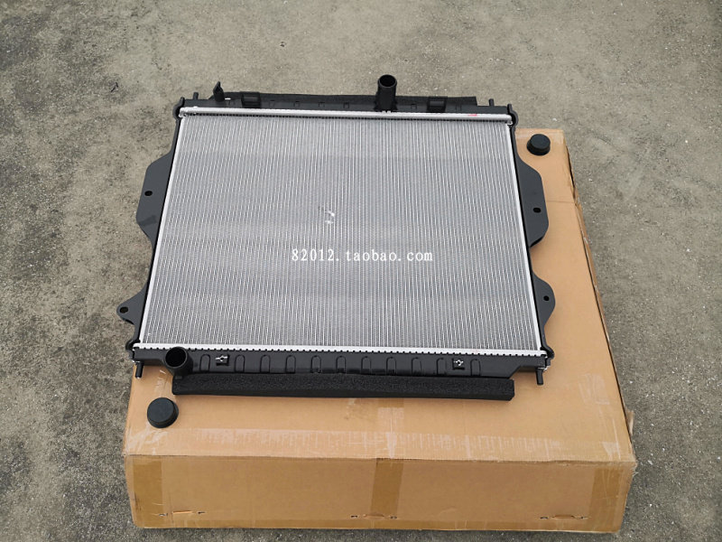 猎豹CS9水箱散热器CS9散热网发动机冷却器水箱CS9 1.5T水箱